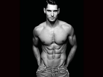 The man with the killer eight-pack abs | Lifestyle.INQ | Lifestyle.INQ