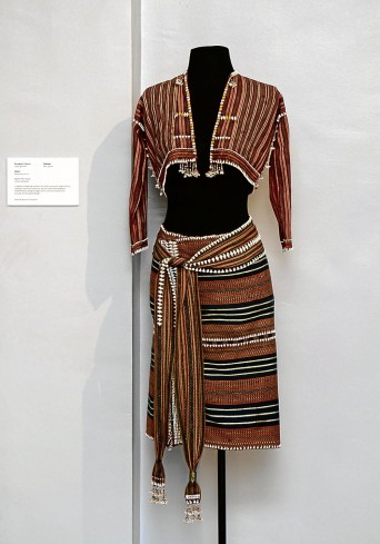 Loren shares her passion with the public—indigenous textiles ...