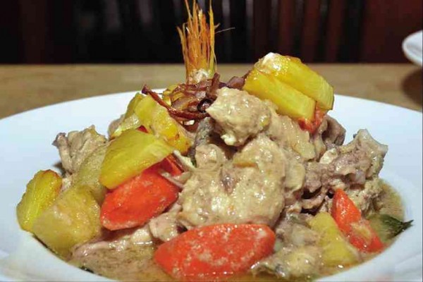 ‘Pininyahang manok’ | Lifestyle.INQ | Lifestyle.INQ