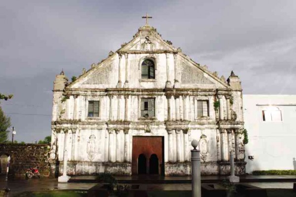 Guiuan church, a National Cultural Treasure in Samar, heavily damaged ...