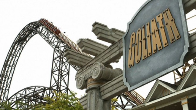 [VIDEO] Goliath: the tallest and fastest wooden roller coaster around ...