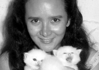 Lotis Key -- Lunatic magnet | Lifestyle.INQ