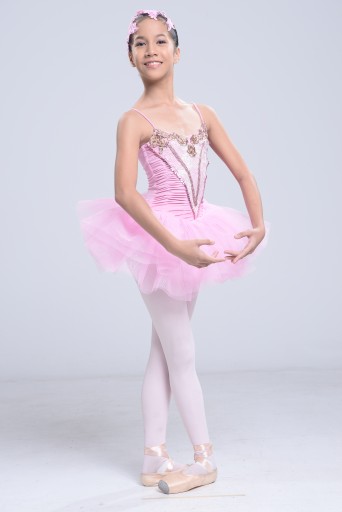 12-year-old girl overcomes adversity to learn ballet | Lifestyle.INQ ...