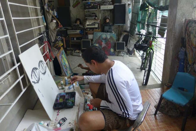 John Lloyd Cruz ‘assists’ punk painter-musician Romeo Lee | Lifestyle ...