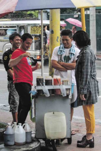 Lazada’s Inanc Balci hits the street to sell fishballs | Lifestyle.INQ ...