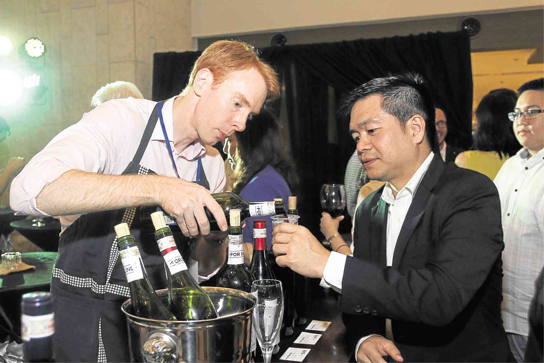 Younger, hipper: Rustan’s supermarket at Shangri-La Plaza now called ...