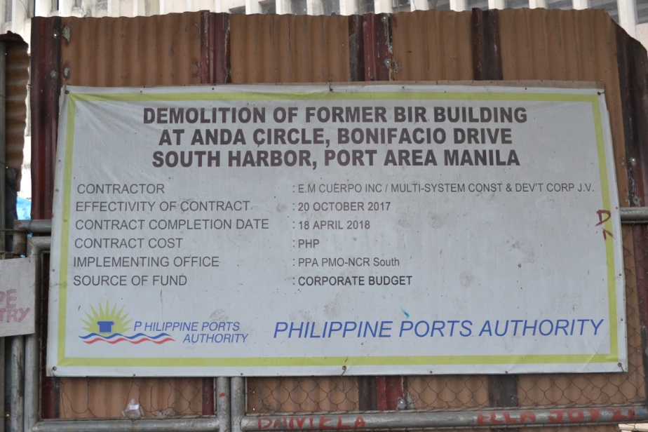 Erap’s City Hall, PPA, DPWH demolish National Artist Zaragoza's ...