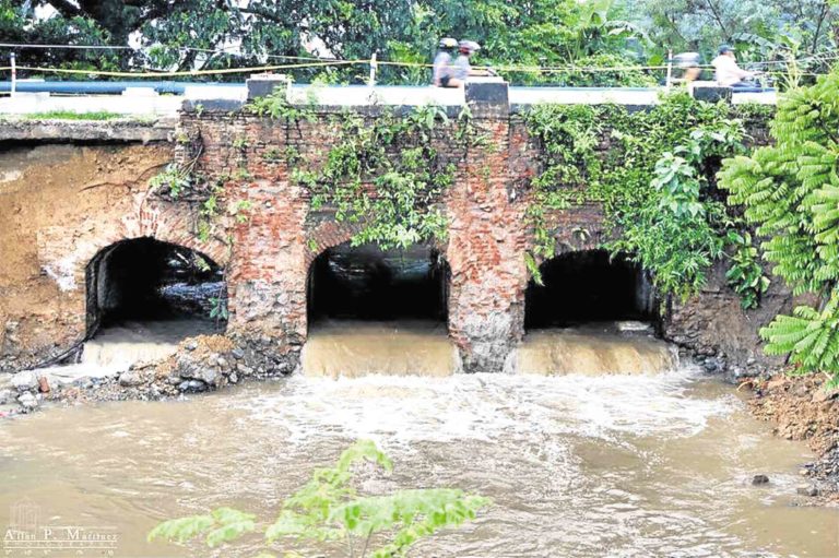 Mark Villar, DPWH scored for heritage demolitions | Lifestyle.INQ