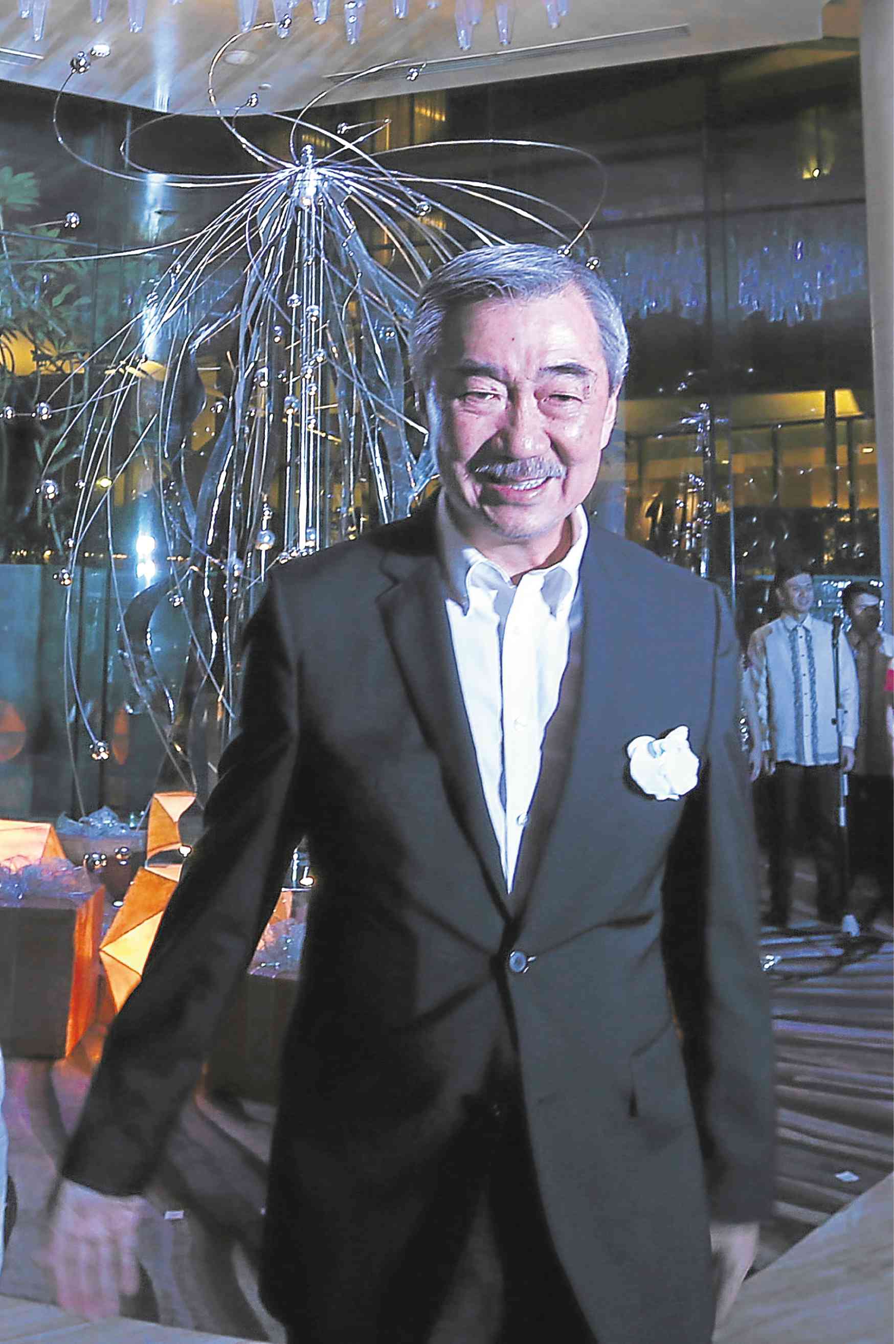 Conrad Manila lights up Impy Pilapil Christmas tree | Lifestyle.INQ ...