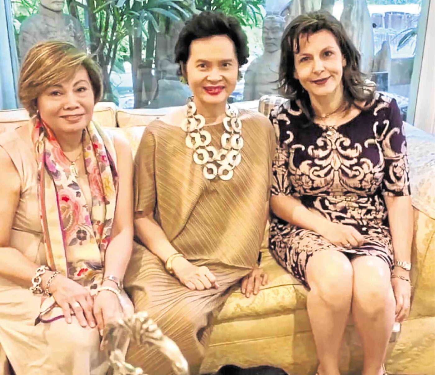 Flowers bloom at this intimate bridal shower | Lifestyle.INQ ...