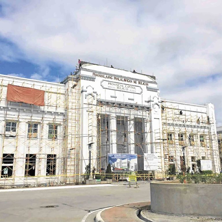 Renovation of Juan Arellano-designed Bulacan provincial capitol ...