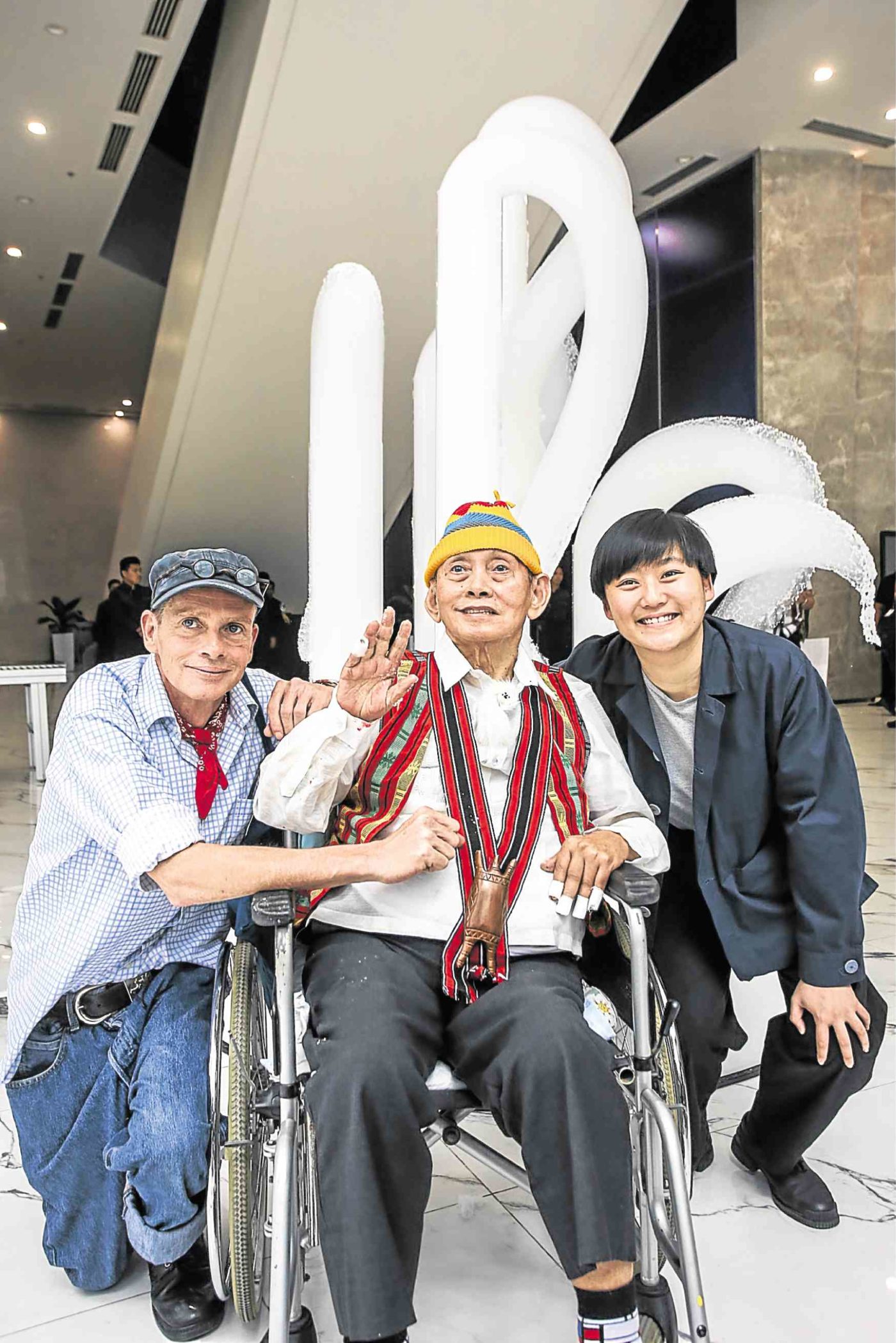 David Medalla unveils ‘Cloud Canyons No. 31’ at BDO Corporate Center ...