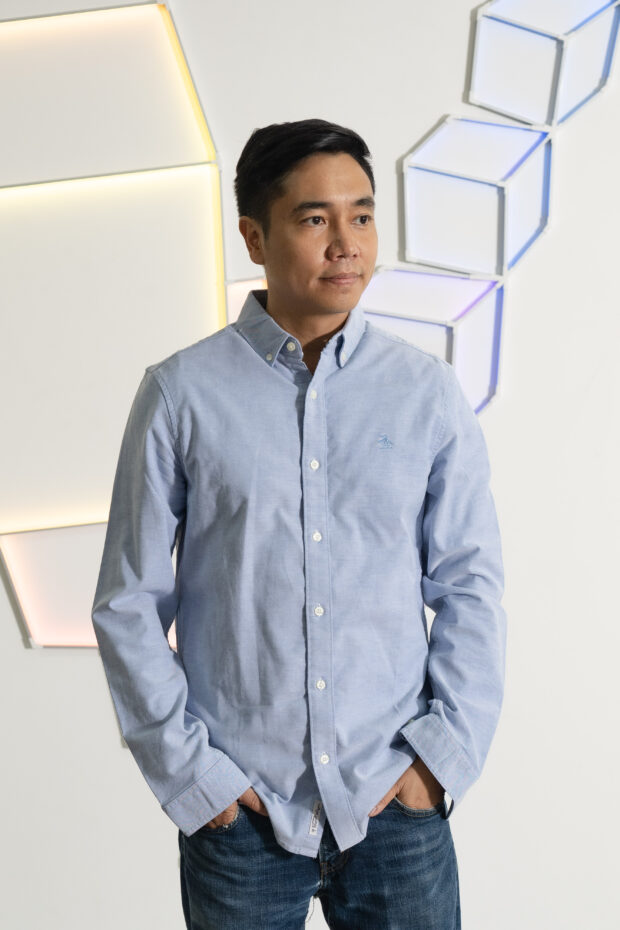 After Making a Mark in the New York Art World, James Clar Illuminates ...