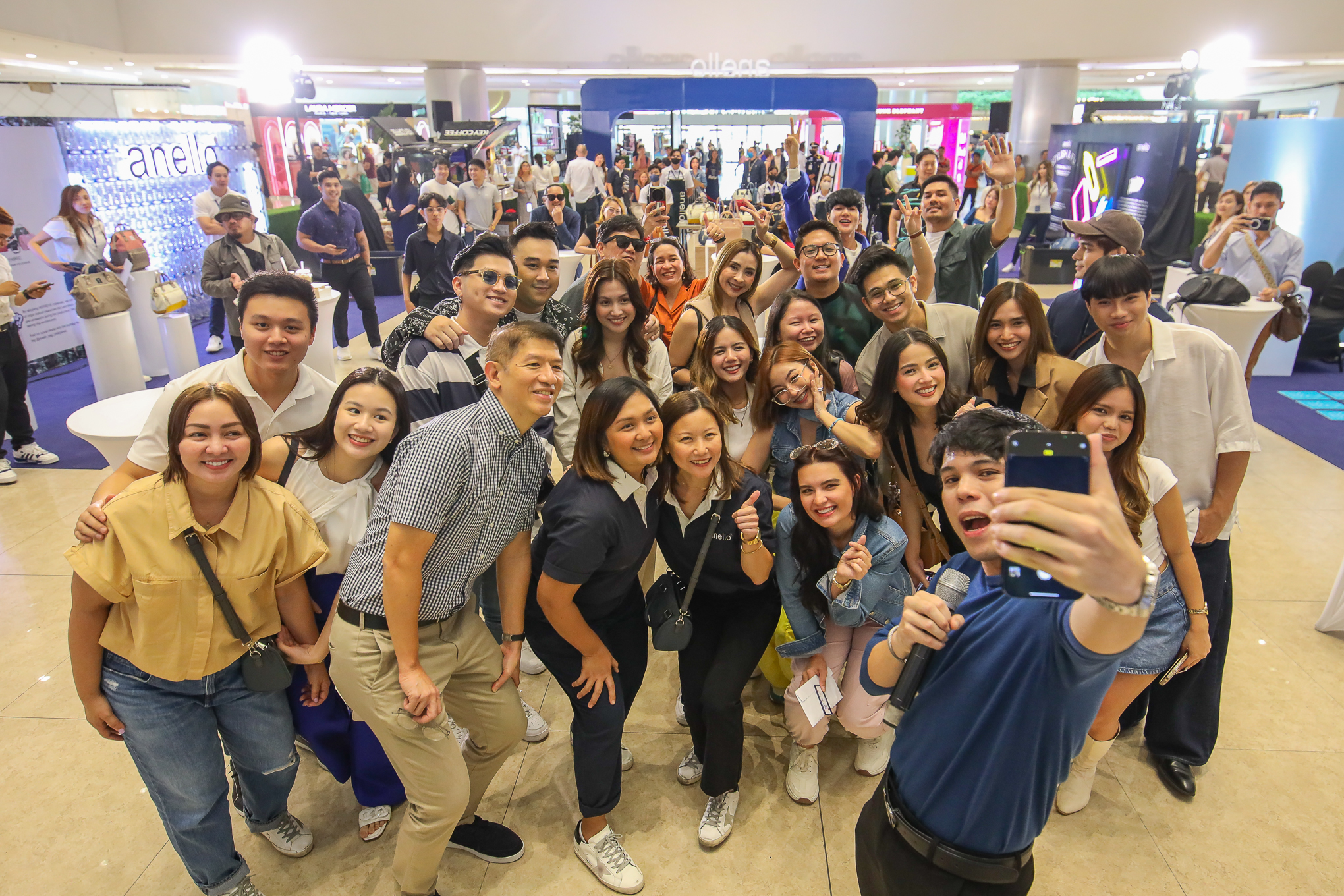 anello Philippines kicked off 'all about anello' 3-day event in SM ...