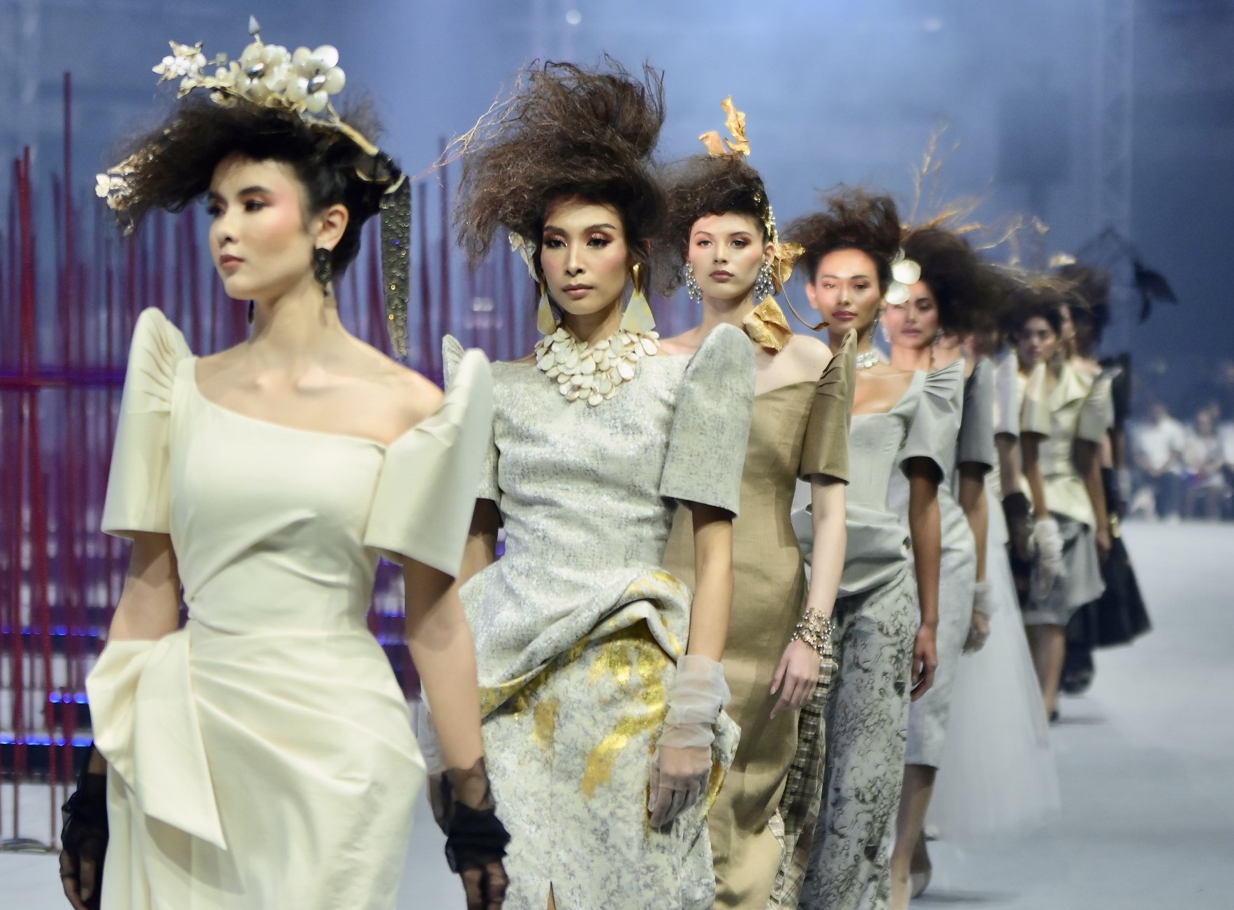 TernoCon 2024: A symphony of Filipino fashion at SM Mall of Asia ...