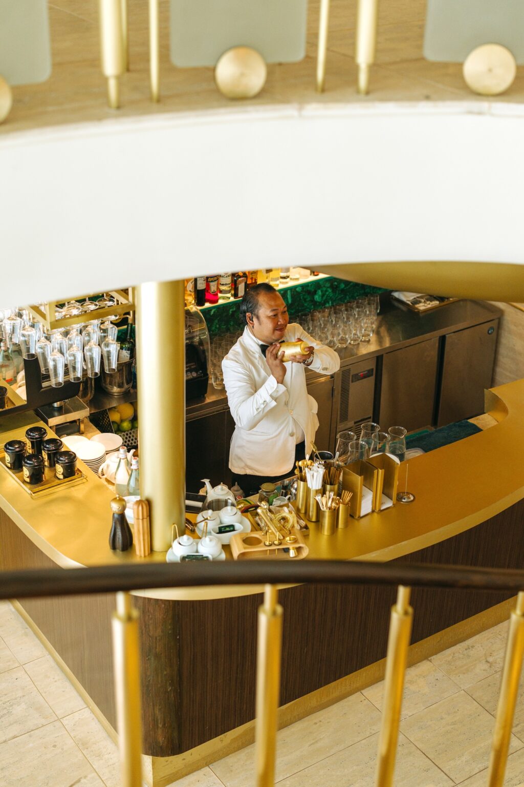 Lusso at The Podium: A golden masterpiece in Mandaluyong City ...