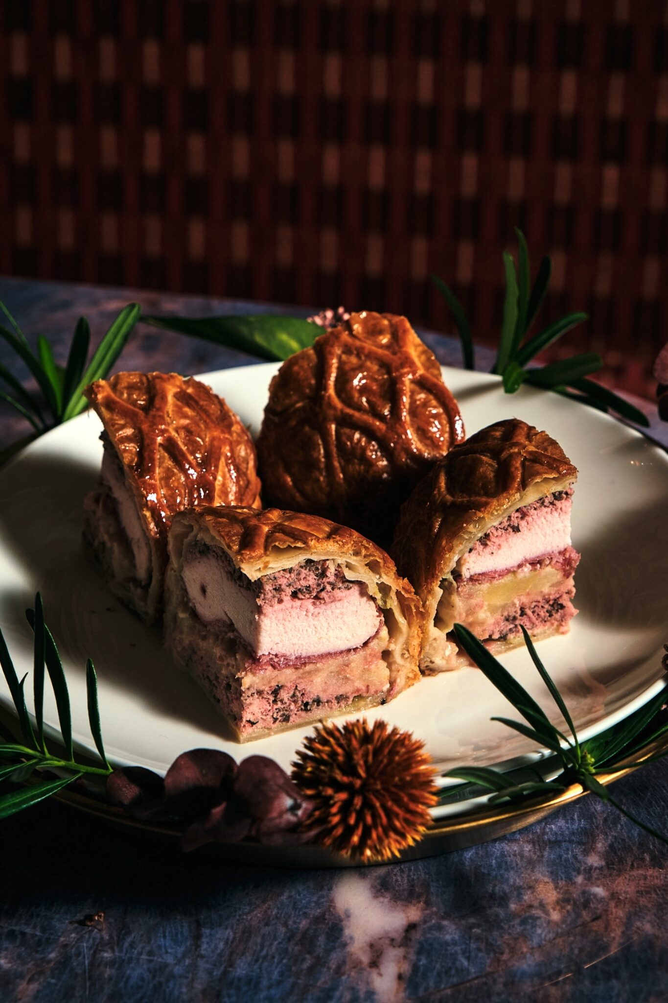 Medusa is Manila’s new seductive supper club | Lifestyle.INQ | Lifestyle.INQ