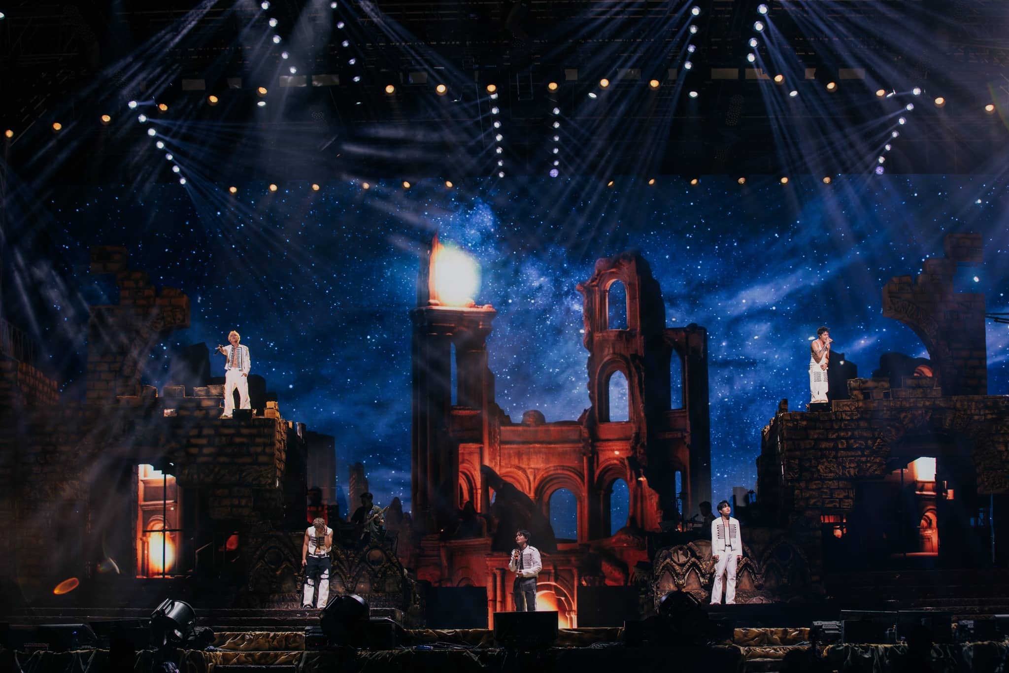 SB19 goes all out in ‘Wakas at Simula’ concert finale | Lifestyle.INQ ...